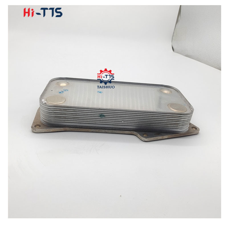 D6E Excavator Spare parts VOE20511773 04252961 Oil Cooler Core